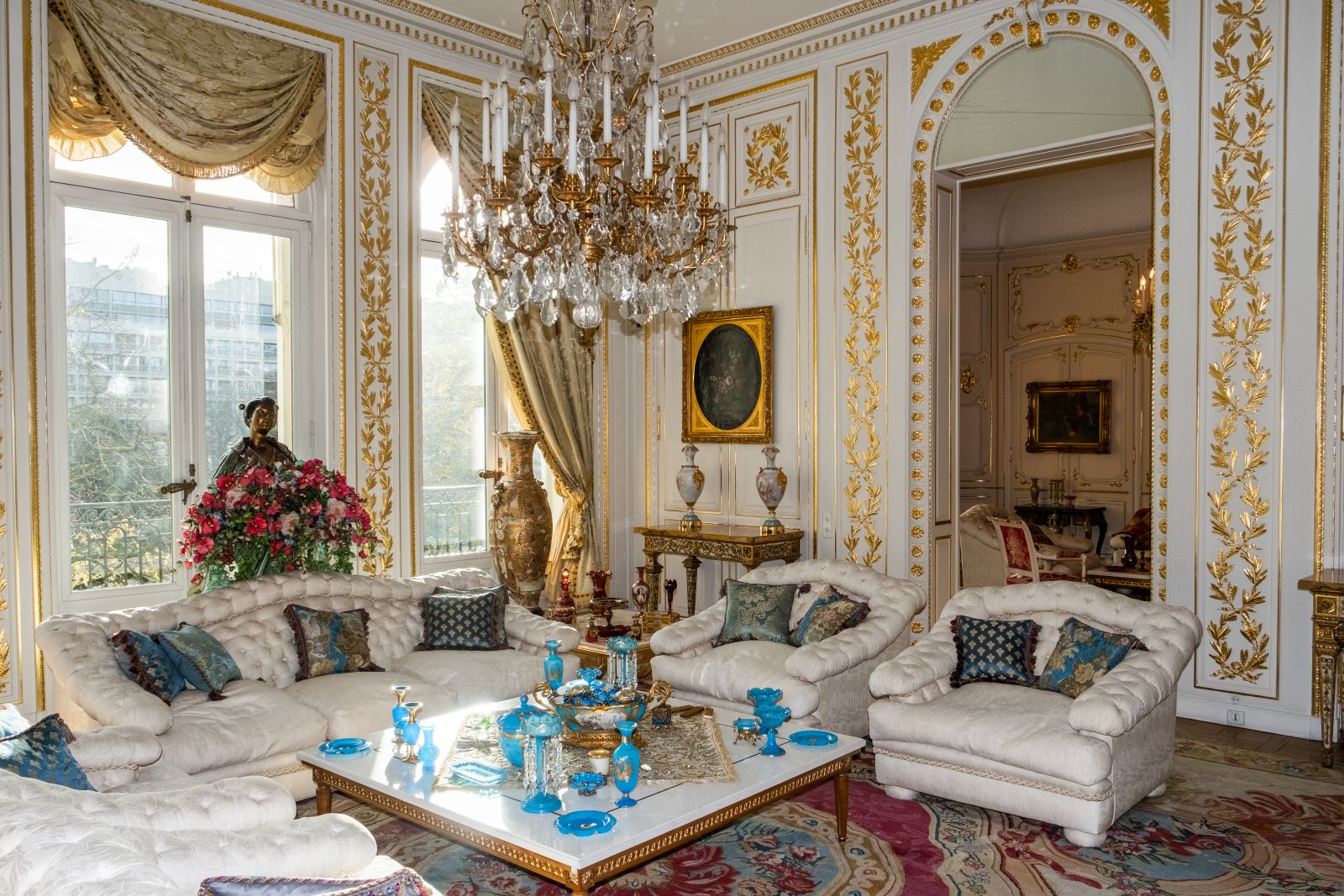 Un hôtel particulier avenue Foch - Grande décoration - Ader